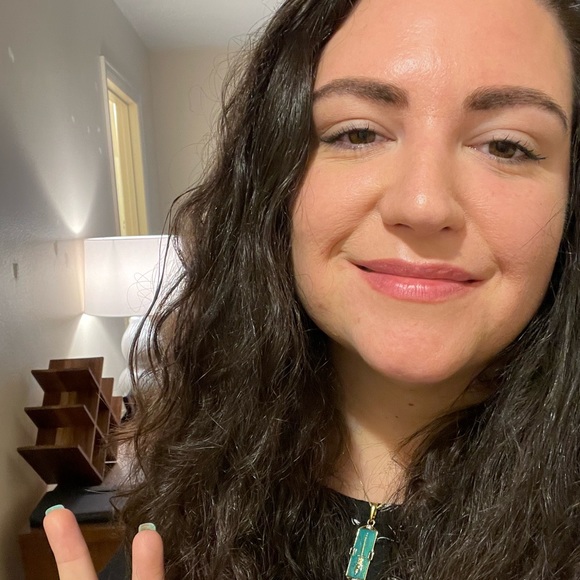 Anna's Closet (@anna_scanlon) | Poshmark